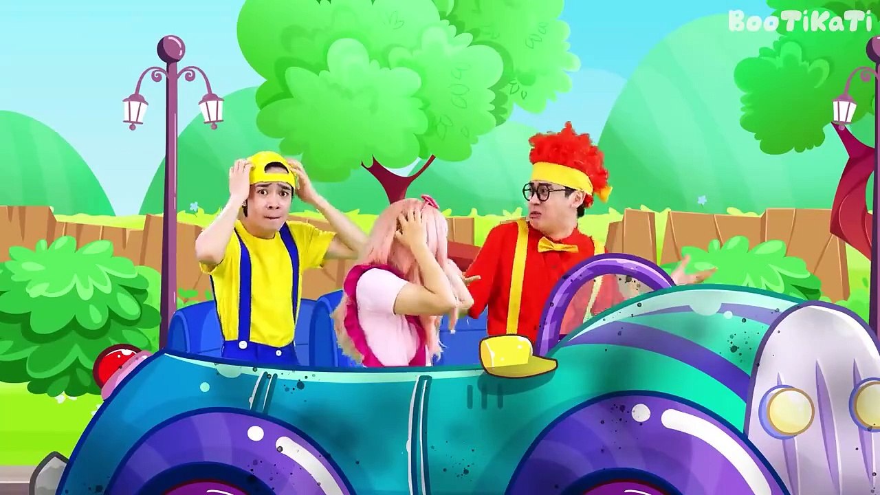 Escaping From Clumsy Zombie On Halloween Day ‍♂️ | Halloween Song ...