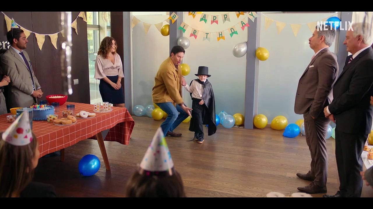 El niñero - Tráiler oficial Netflix - Vídeo Dailymotion