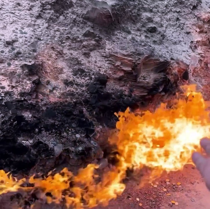 4,000-year-old fire and 2-year-old Atashkada in Azerbaijan # ...