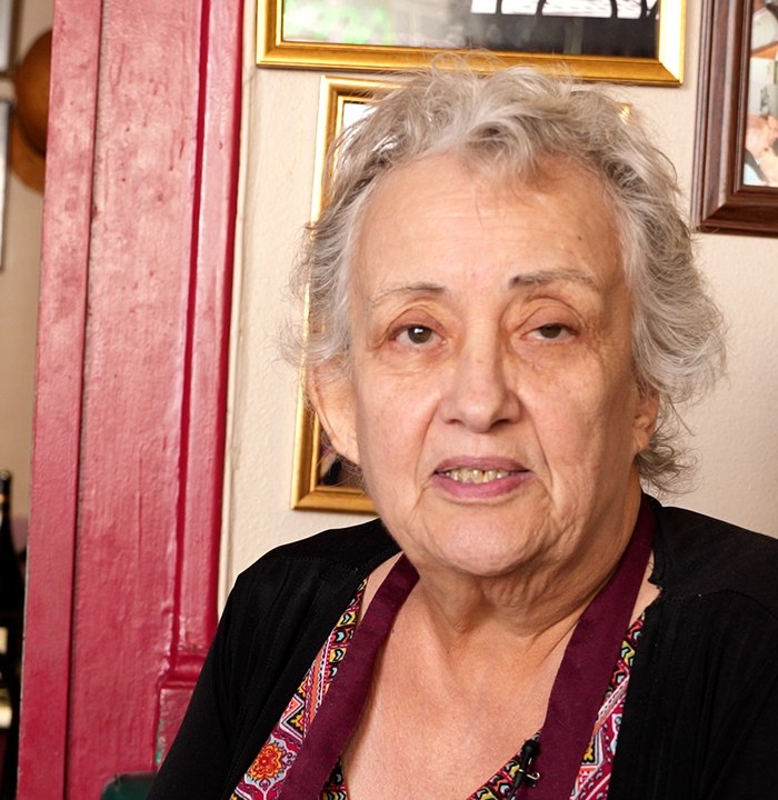 Après une vie d'aventures, Muriel a tout plaqué pour ouvrir son bistrot ...