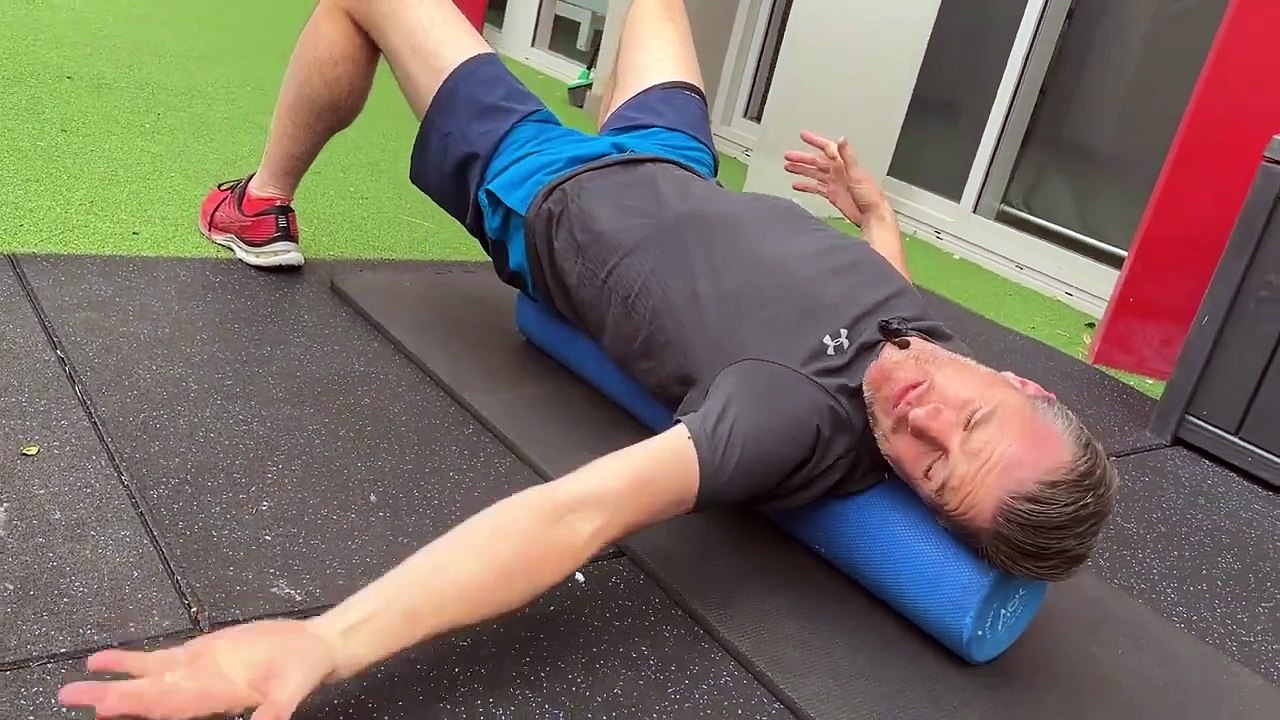 The No.1 Chest and Pecs Stretch _ Tim Keeley _ Physio REHAB - video ...