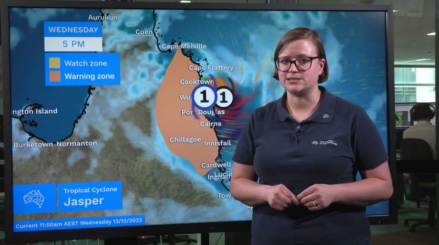 Heavy rainfall hits as Tropical Cyclone Jasper approaches | Newcastle ...