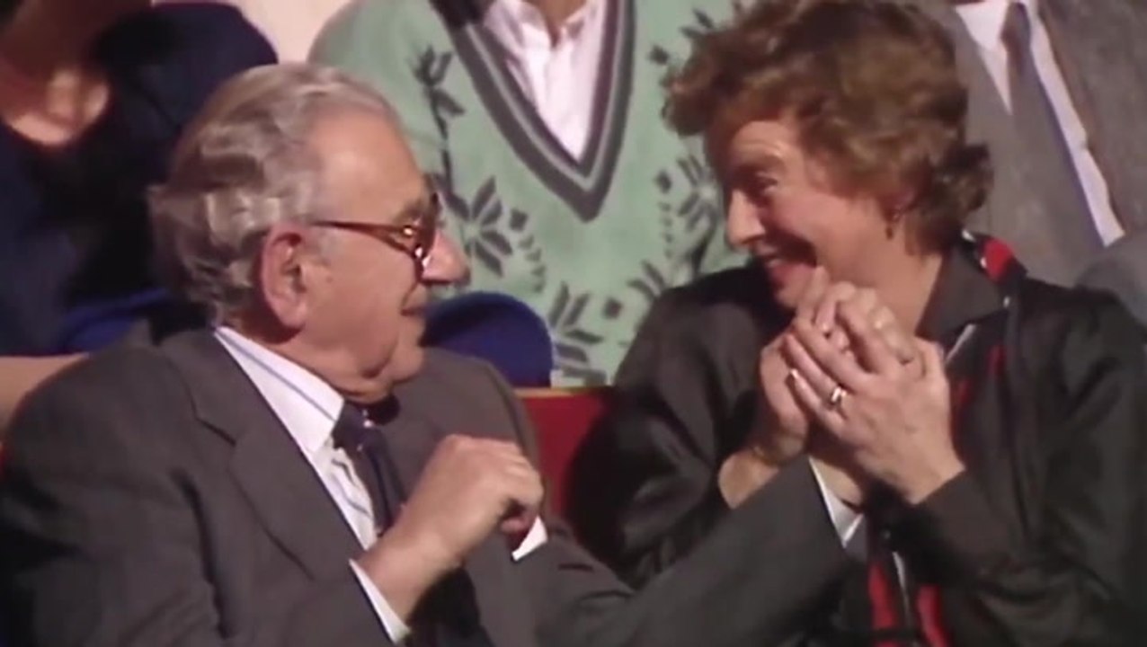 Watch: Nicholas Winton reunited with dozens of children he saved during ...