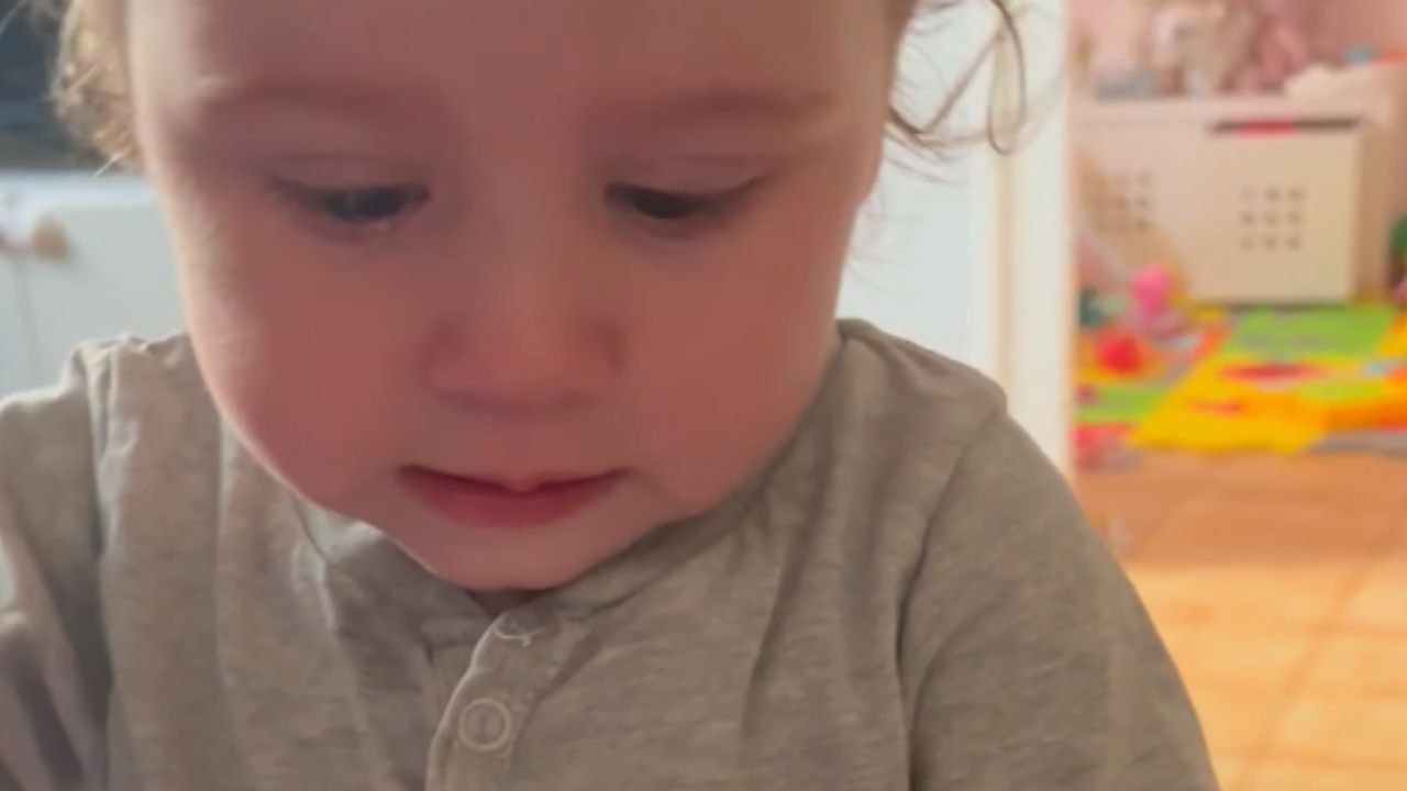 Dramatic baby girl will stop at nothing to find a reason to cry ...