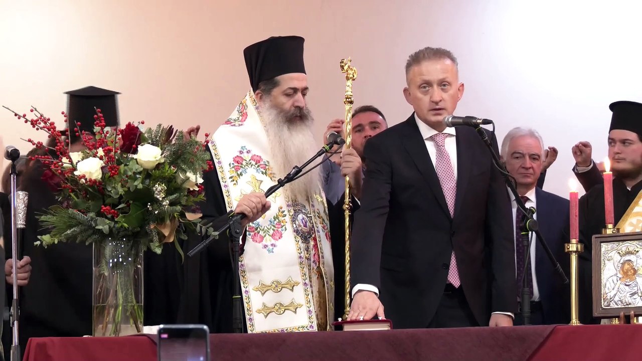 Ορκίστηκε και πάλι Δήμαρχος Μακρακώμης ο Γιώργος Χαντζής - video ...