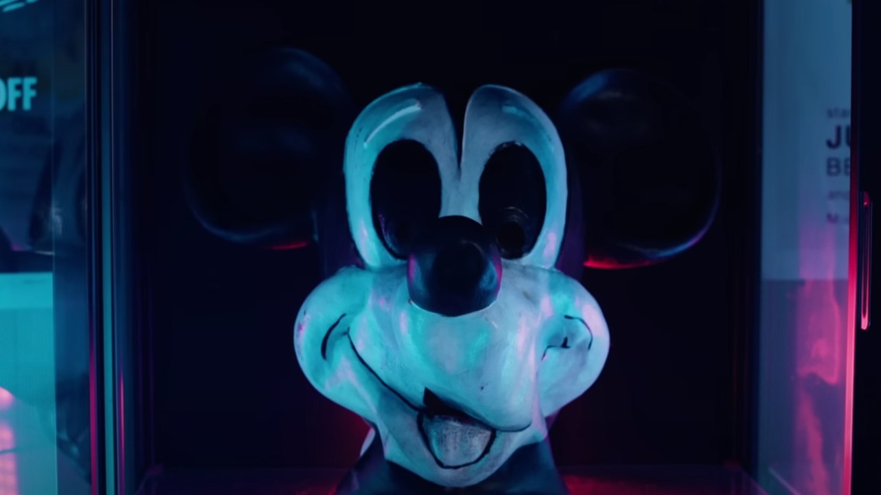 Mickey devient le personnage central d’un film d’horreur ! - Vidéo ...