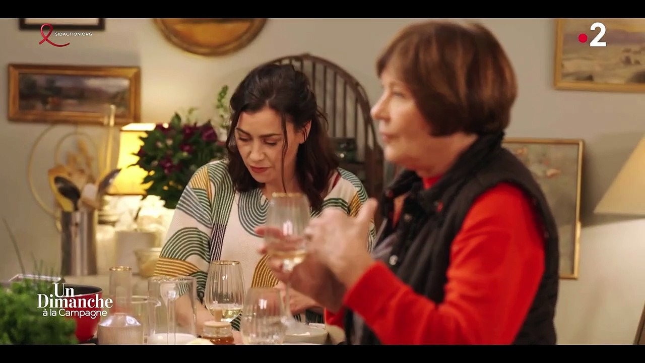 Face à Frédéric Lopez, Macha Méril a lâché quelques petites confidences ...
