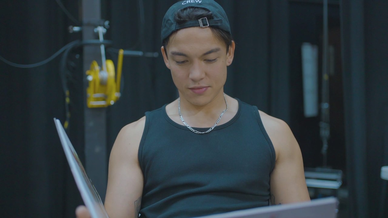 Alexander Diaz - Power of Two (Visualizer) - video Dailymotion