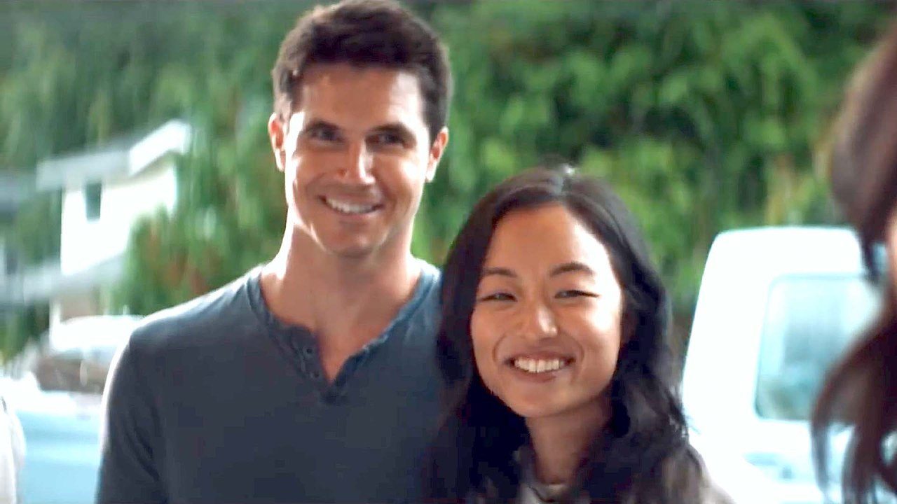 Official Trailer for Float with Robbie Amell and Andrea Bang - video ...