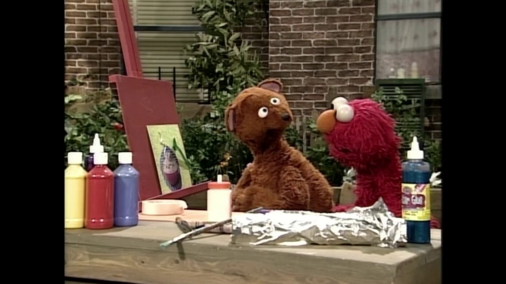 Elmo Sesame Street Baby Bear Elmo Finds The Missing Animals With Bert