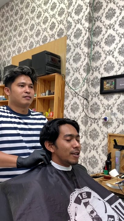 Comma hairstyle - video Dailymotion