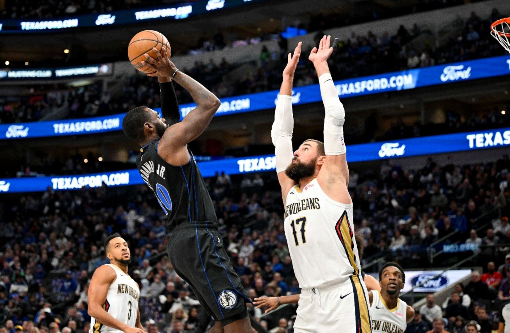 NBA : Suspense insoutenable dans la victoire de Dallas face aux Pels ...