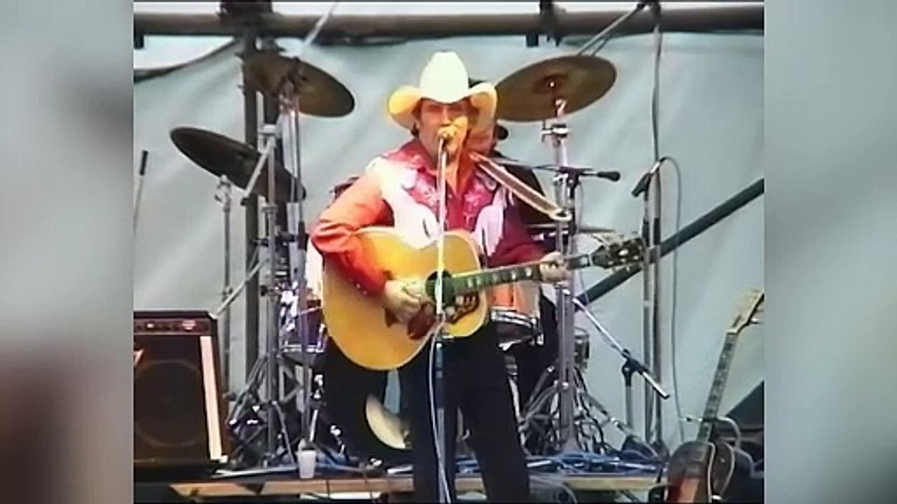 Bob McKinlay performing at Berkshire Country Music Festival in 1992 ...