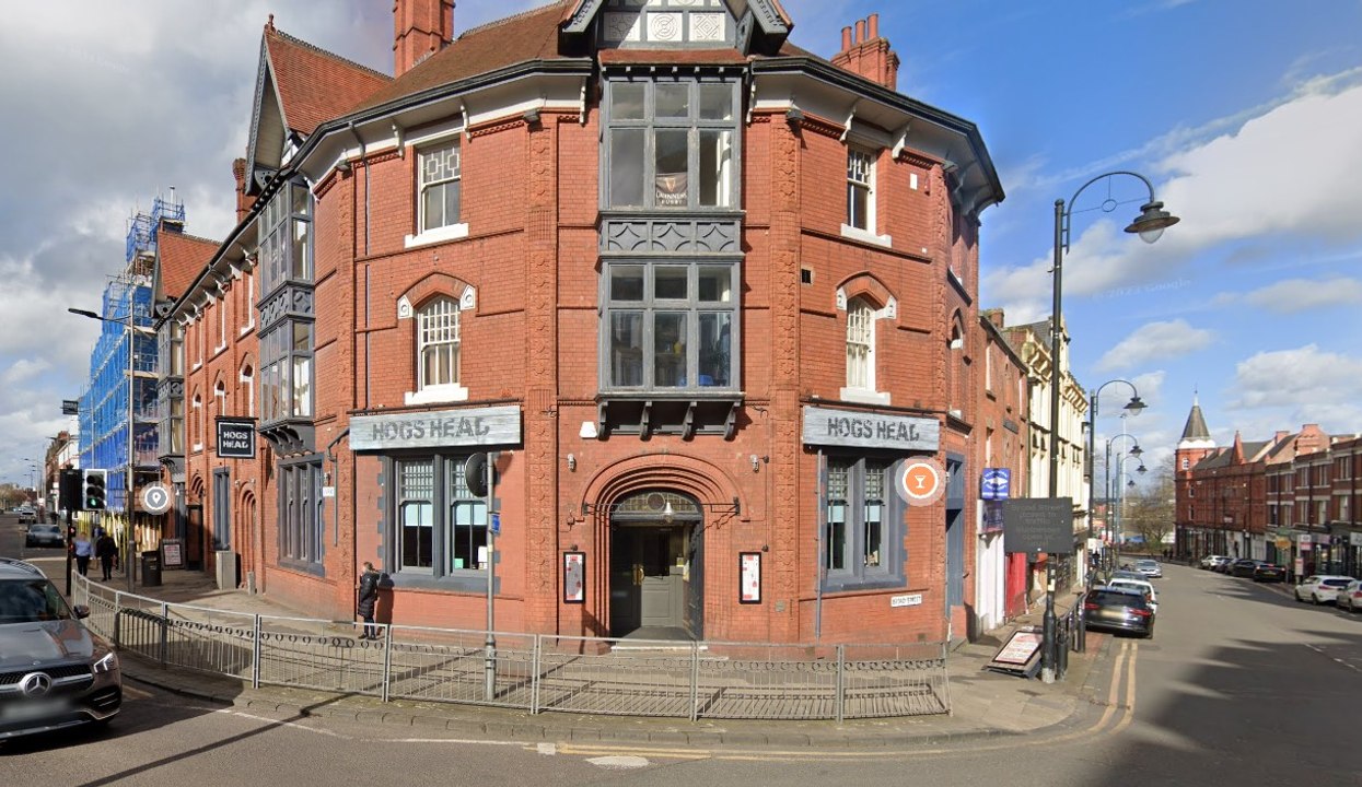 Wolverhampton pubs showing West Brom vs Wolves FA Cup clash - video ...