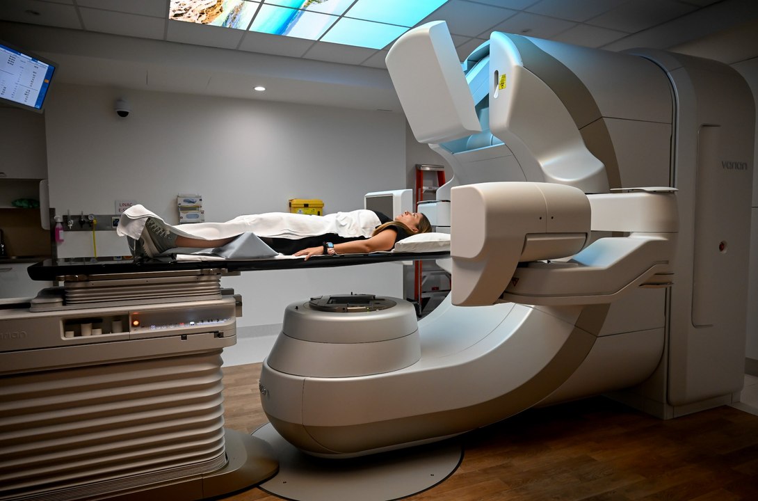 The Canberra Hospital new LINAC Machine - video Dailymotion