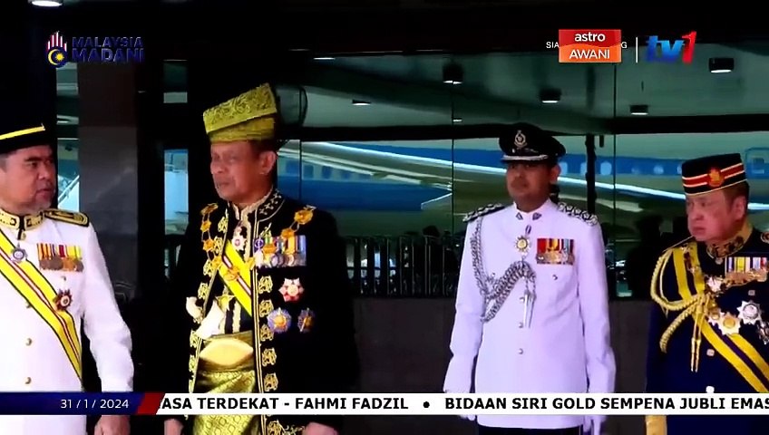 #AgongKita: Keberangkatan tiba Sultan Ibrahim di Pangkalan Tentera ...
