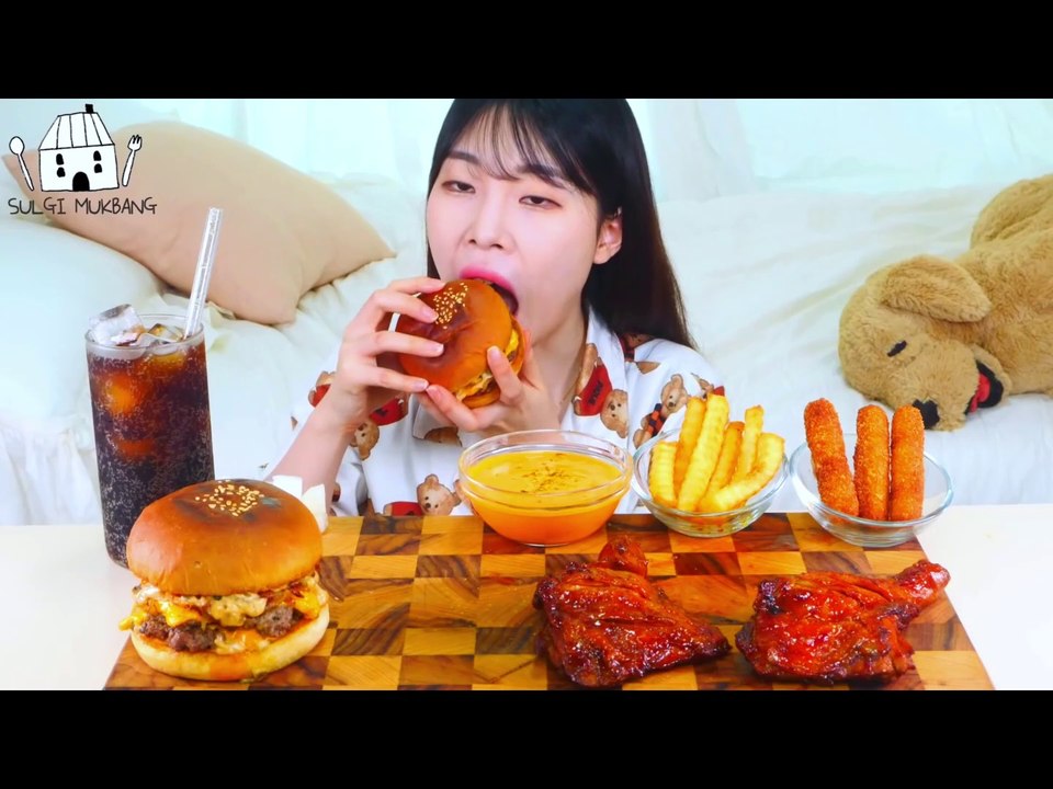ASMR MUKBANG| Big Cheeseburger, Roasting chicken, Cheese stick, French ...
