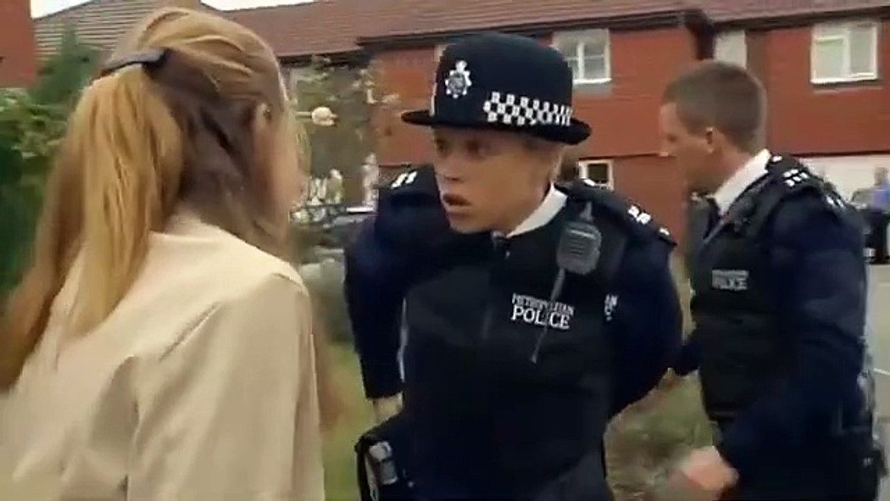 The Bill S19E09 Crackdown - video Dailymotion