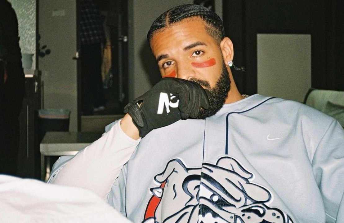Drake remporte un gain colossal grâce à sa mise sur le SuperBowl ...