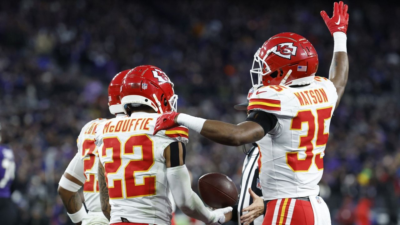 Chiefs Vs. Niners: Analyzing Shanahan's Strategy & Mahomes Magic ...
