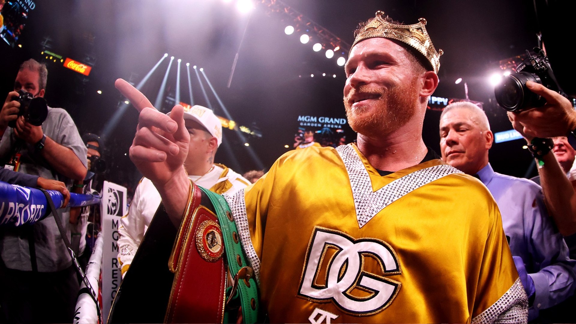 Canelo Álvarez vs David Benavidez set for 2024 | beIN SPORTS