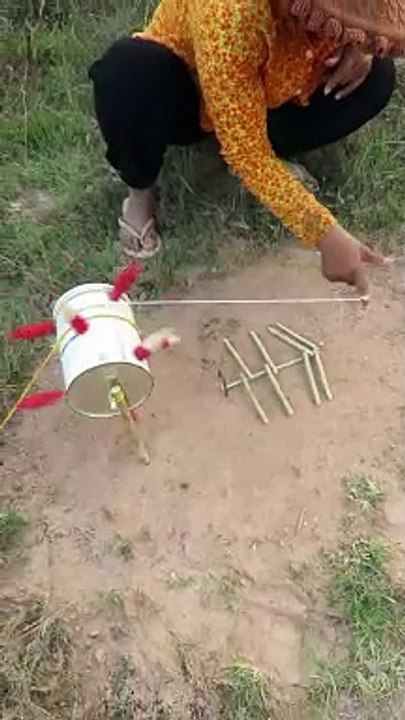 Easy DIY Wild Chickens Trap Using Cans And Woods #shorts - Video ...