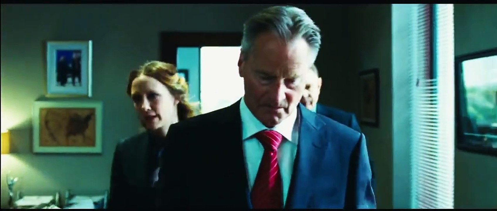 Sécurité rapprochée (2012) - Bande annonce - Vidéo Dailymotion