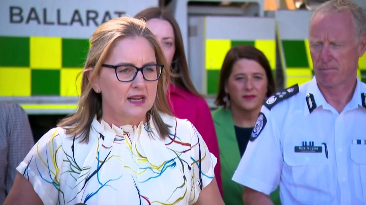 Authorities treating bushfires in Dereel as suspicious - video Dailymotion