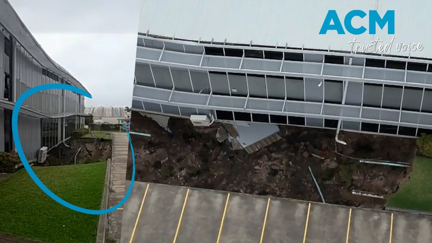Rockdale sinkhole: building at risk of collapse after sinkhole opens up ...