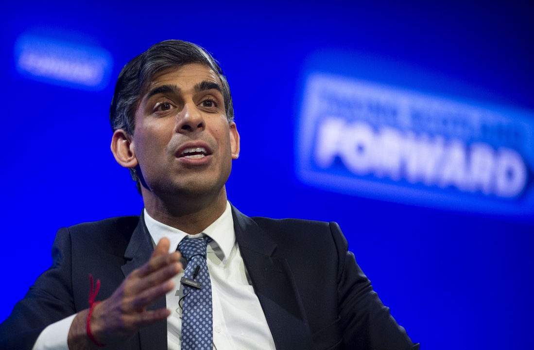 Political Editor Alistair Grant and Political Correspondent Rachel ...