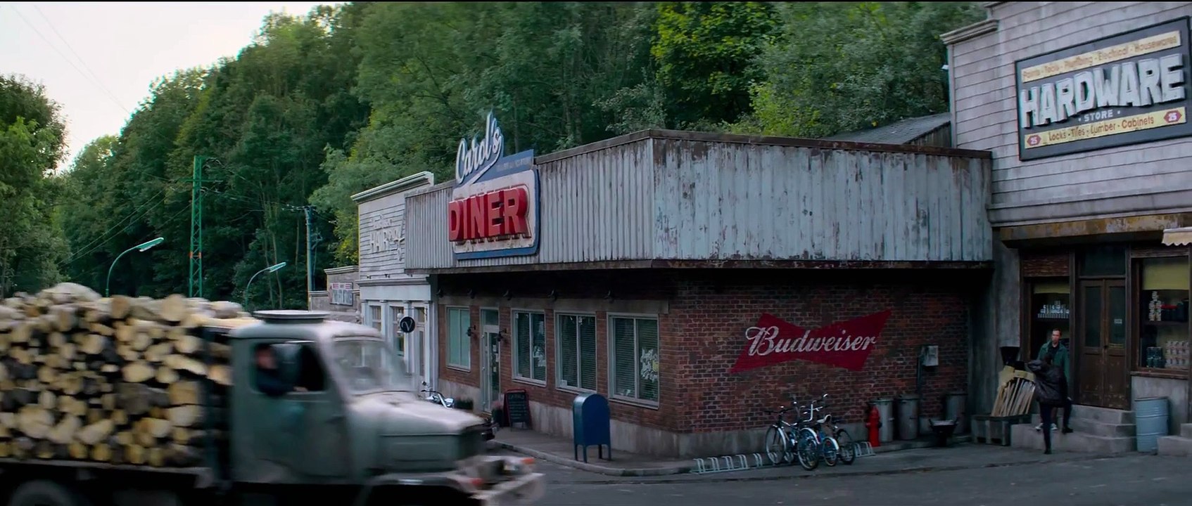 The Strangers: Chapter 1 - Official Trailer - Vídeo Dailymotion