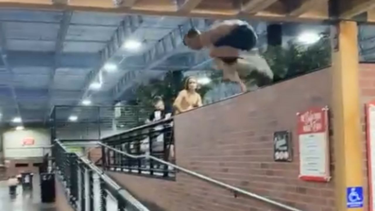 Boy fails hard while trying to do a parkour stunt over bannister *Epic ...