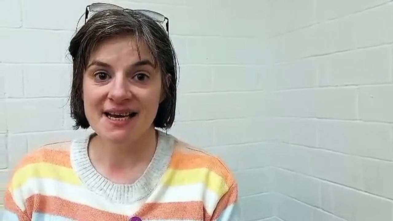 Cats Protection league volunteer fundraiser Alyson Cole - video Dailymotion