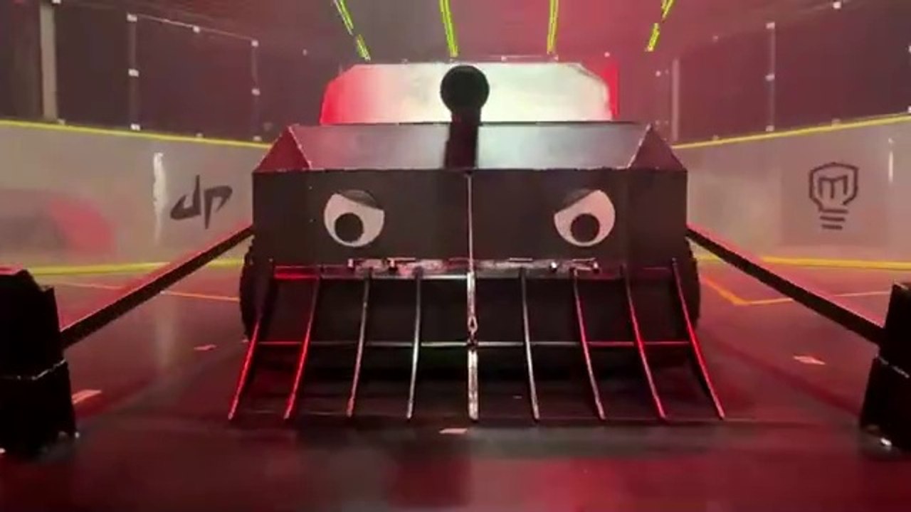 Mark Rober vs Dude Perfect- Ultimate Robot Battle - video Dailymotion