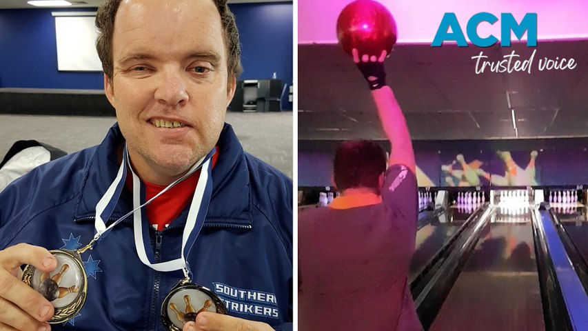 10 pin bowling lover Andrew Bernhardt shows off his distinctive back ...
