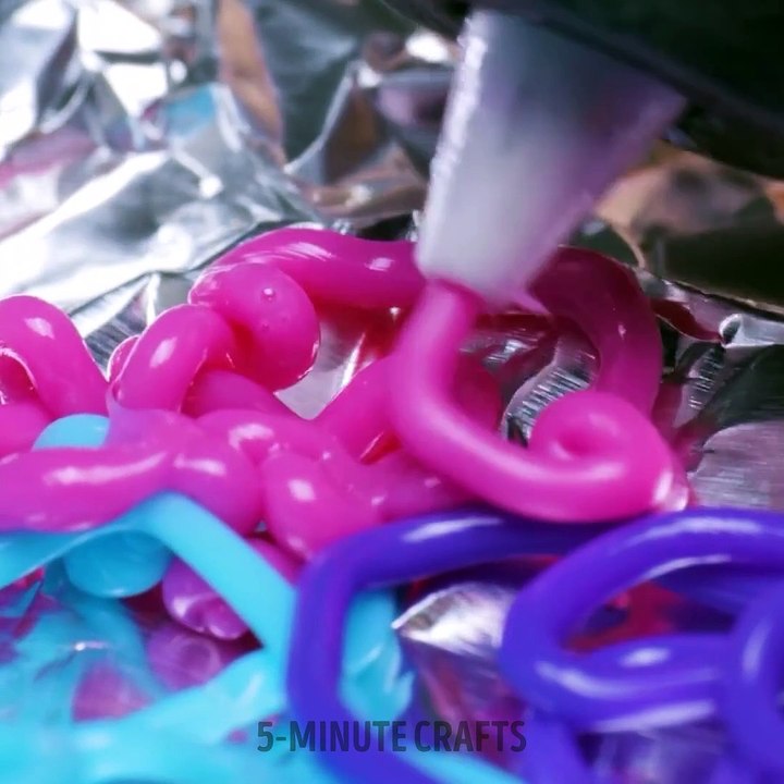 Clever Glue Gun hacks and creations you don't have before - video ...