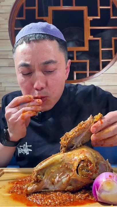 Goat Head Boiled and Put a Hot Sauce - video Dailymotion