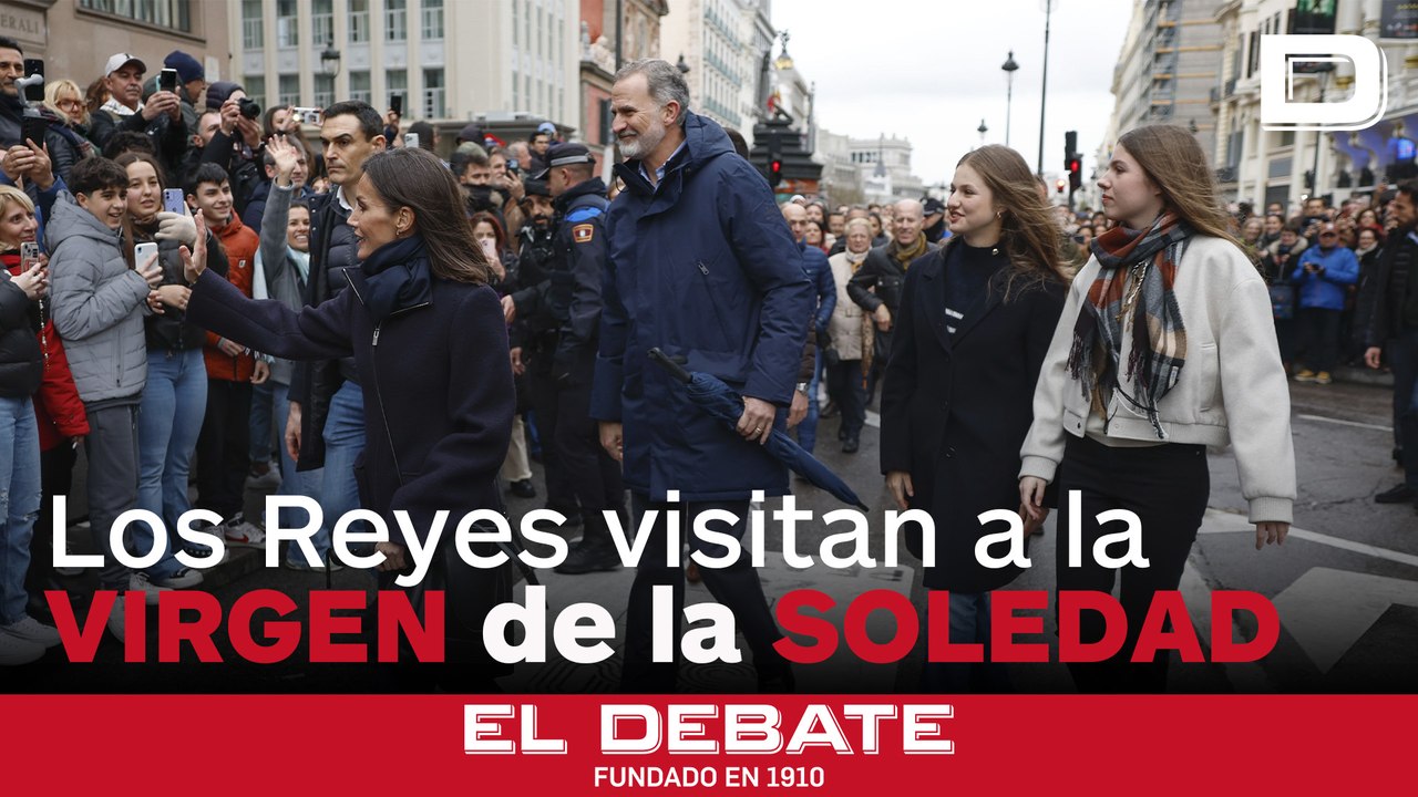 Los Reyes y sus hijas visitan a la Virgen de la Soledad en su breve ...
