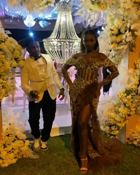 Anniversaire de Didi B : L'intégralité de la déclaration de Sarai d'Hologne (VIDEO) - Vidéo ...