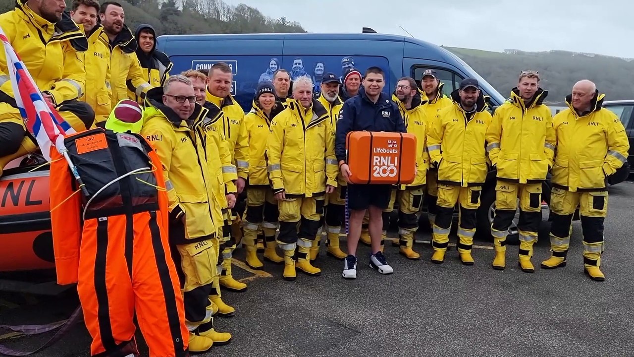 RNLI 200 scroll signing at Fowey (Credit:Fowey RNLI) - video Dailymotion