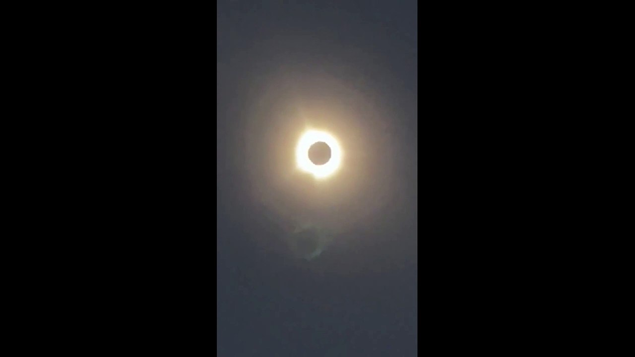 Footage from Indiana shows the total solar eclipse - video Dailymotion