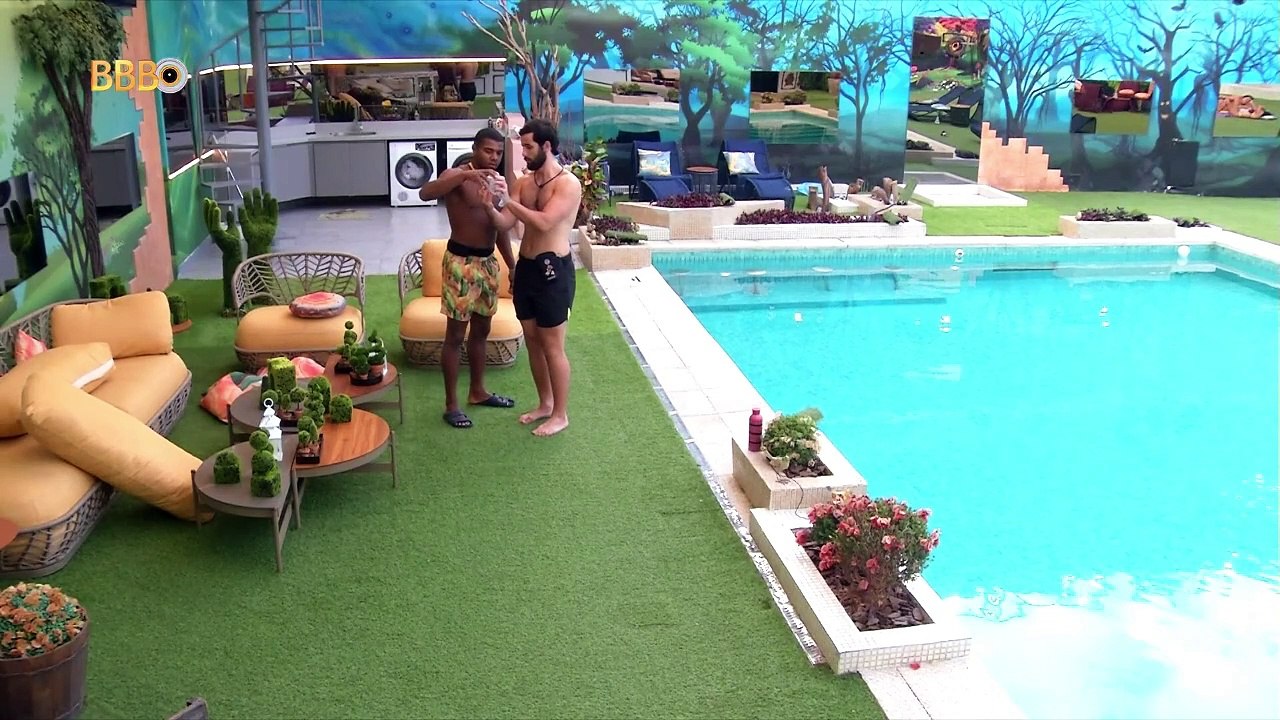 Davi é picado por um bicho estranho no BBB 24: "Tá doendo" - Vídeo ...