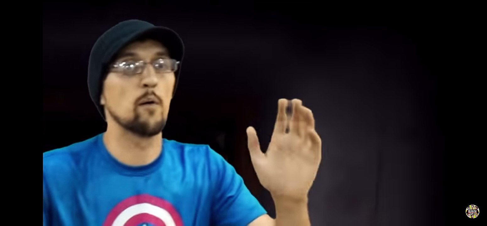 Granny Chases Duddy in Fgteev scene - video Dailymotion