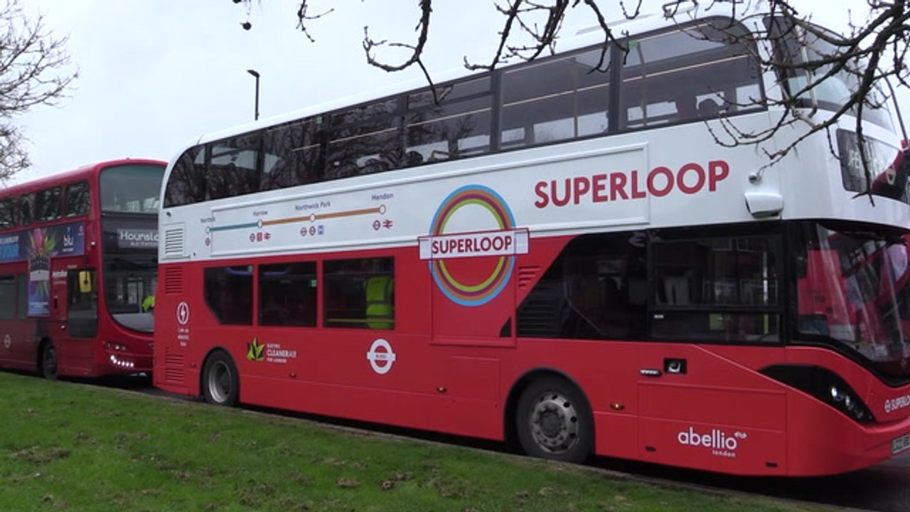 'Superloop 2': Sadiq Khan unveils plan to double express bus network if ...