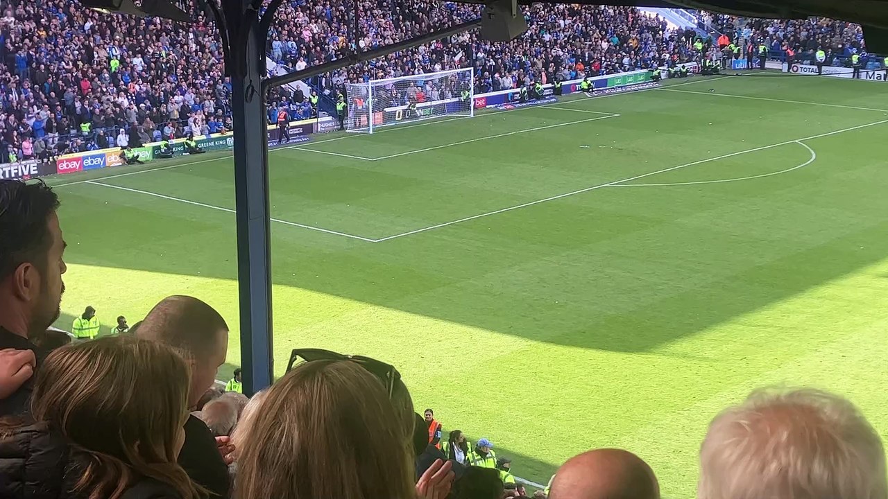 WATCH the glorious scenes as Pompey lift League One silverware at ...