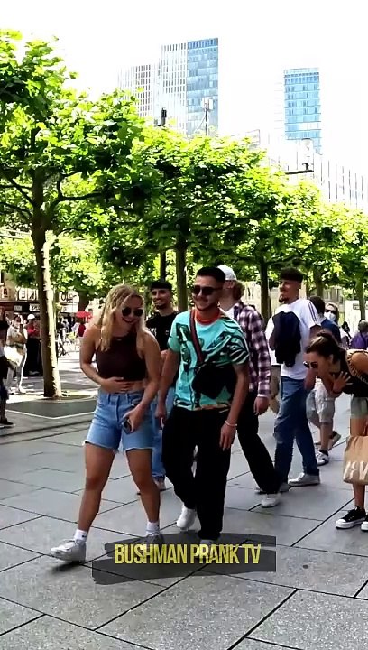 Funniest Bushman Prank - Video Dailymotion