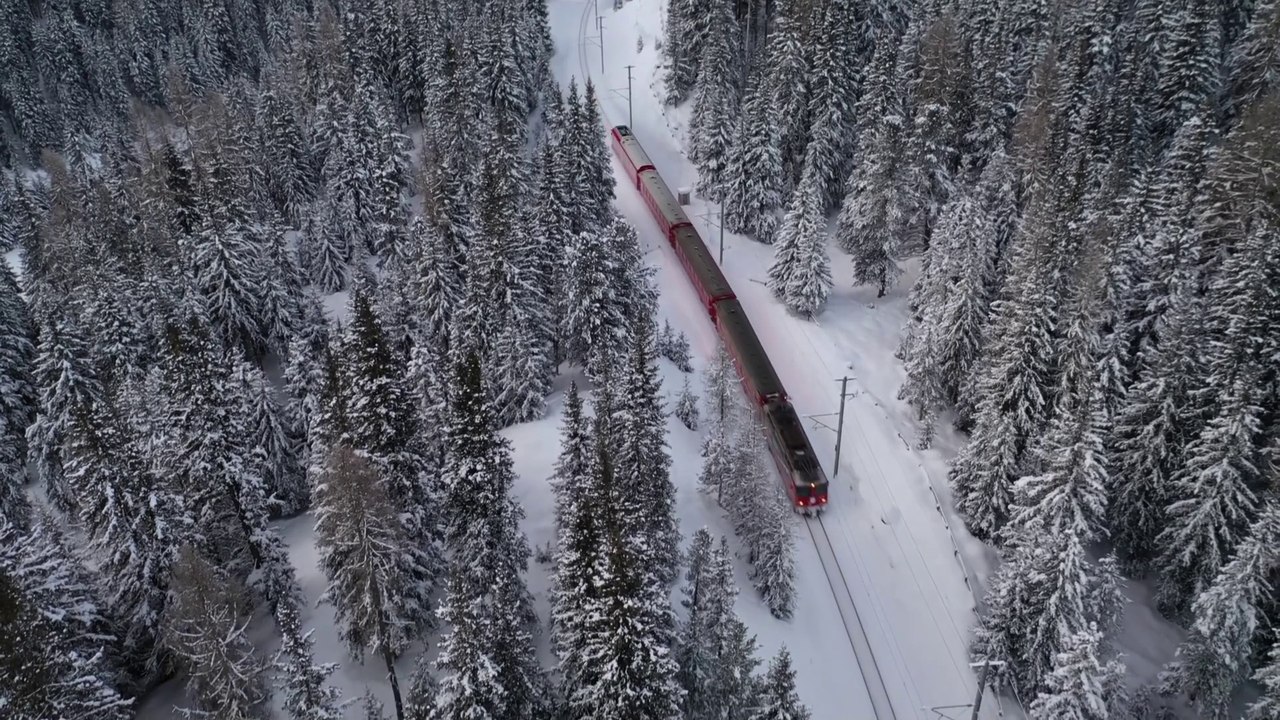 Seasonal Train 01 - video Dailymotion