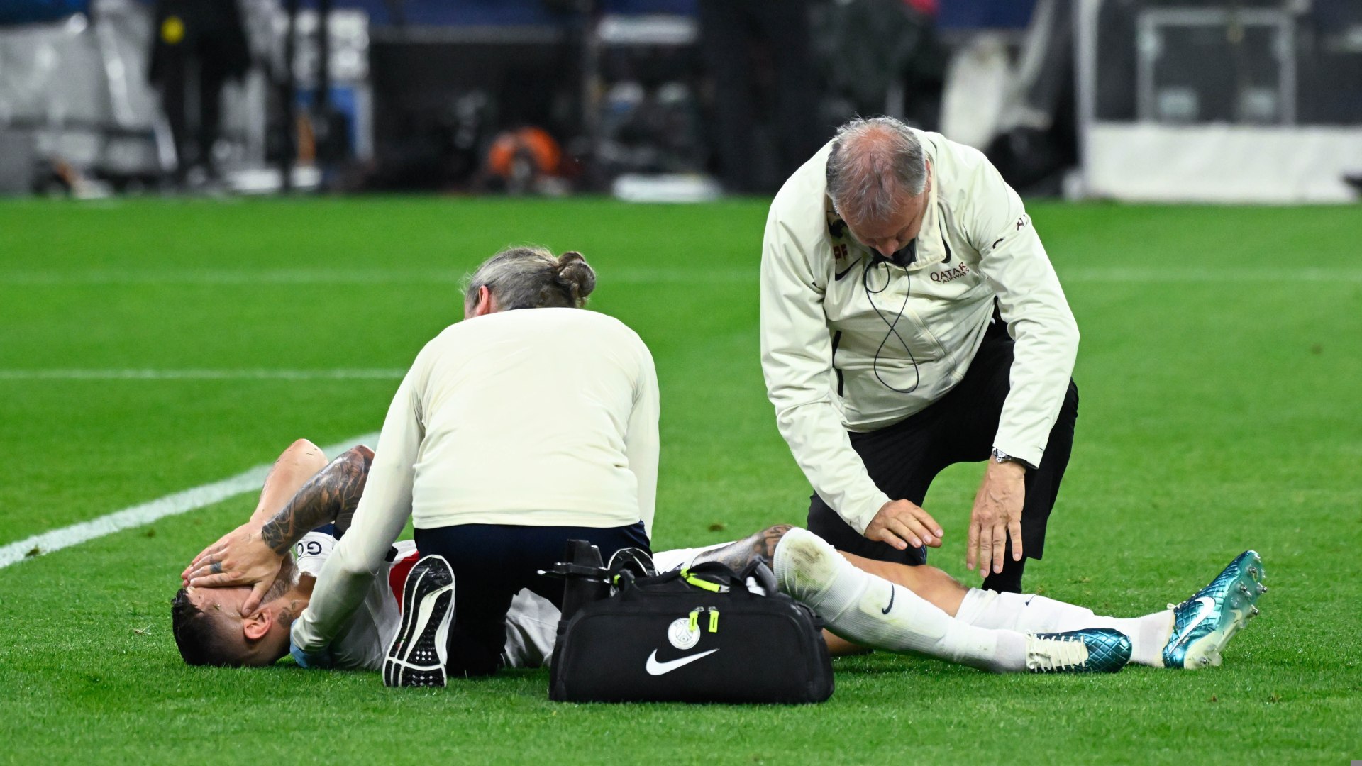Alarm Bells Ring at PSG... Lucas Hernández Exits Injured | beIN SPORTS