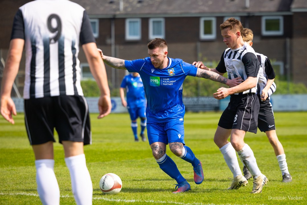Barmouth & Dyffryn held to a draw by Waterloo Rovers - video Dailymotion