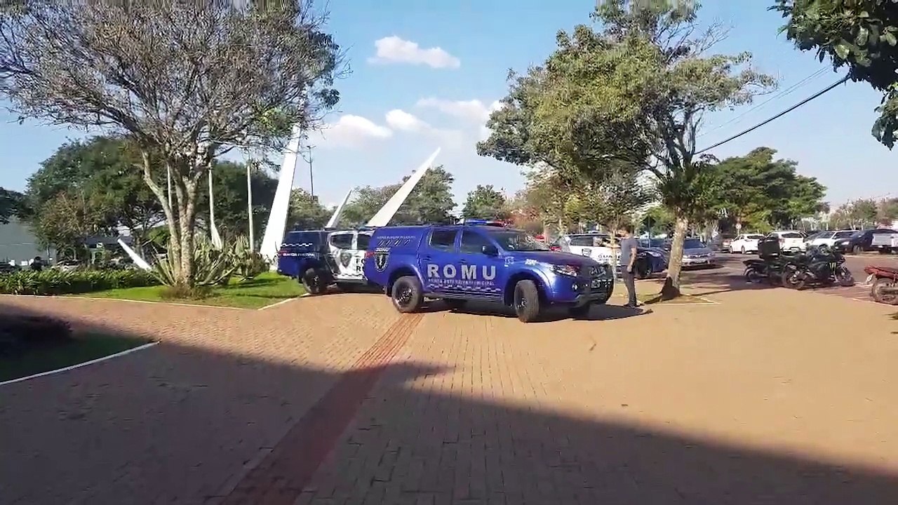 ROMU: Grupo de Elite da Guarda Municipal recebe nova viatura - Vídeo ...